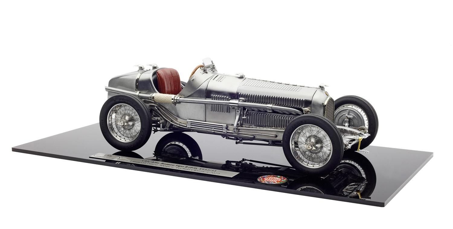 Models 1:18 Archives - Page 7 of 7 - CMC Modelcars